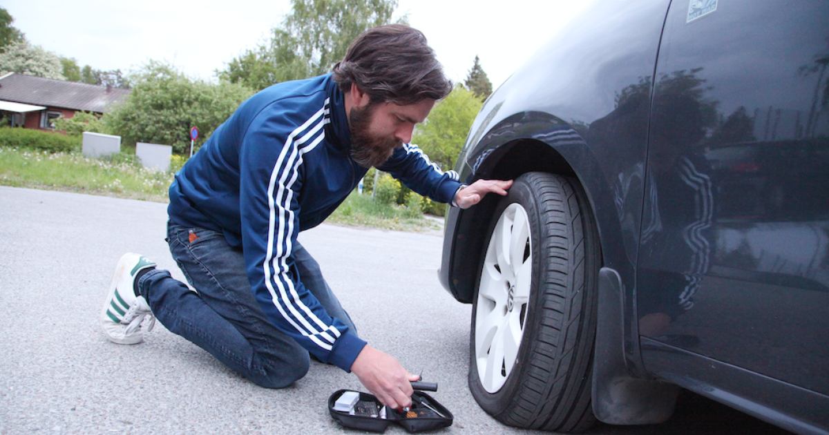Gör det själv: Så fixar du punkteringen på bilen | Vi Bilägare