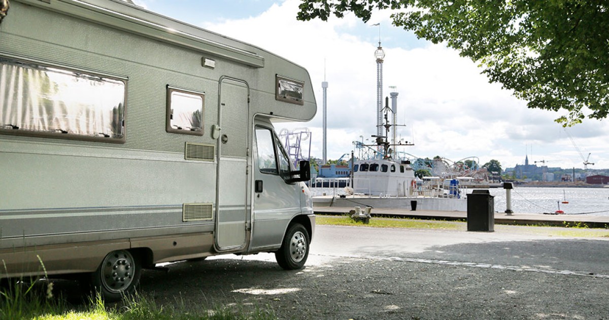 Parkering av husbil – vilka regler gäller egentligen? | Vi Bilägare