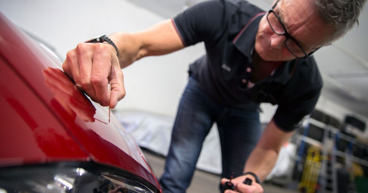 Laga stenskott i lacken med tandpetare | Vi Bilägare