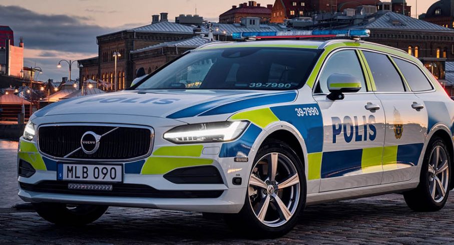 Volvo levererar 2 200 nya polisbilar – både XC60 och V90 | Vi Bilägare